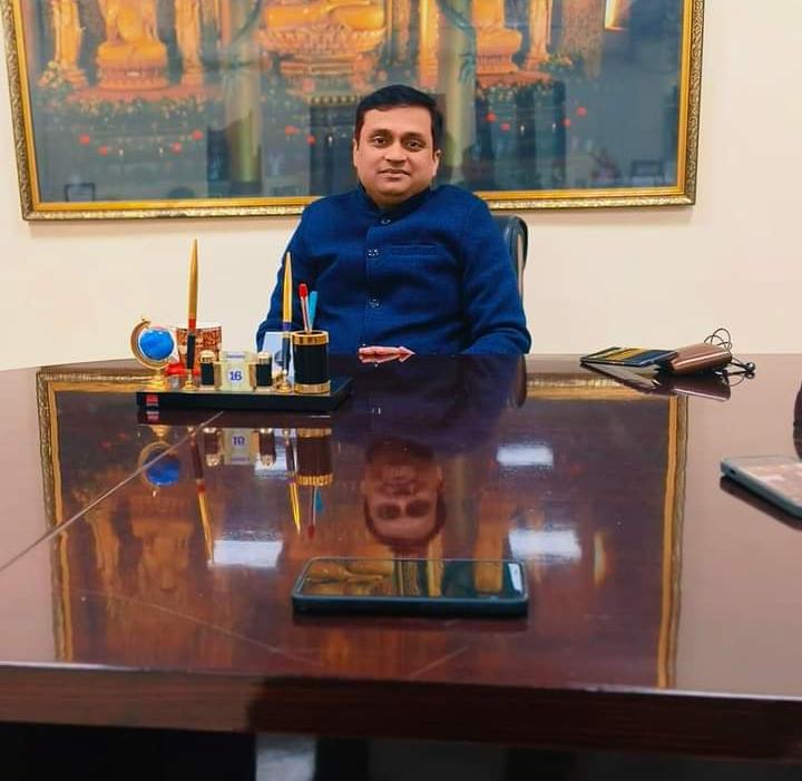 Management Committee | Association For Environment And Science